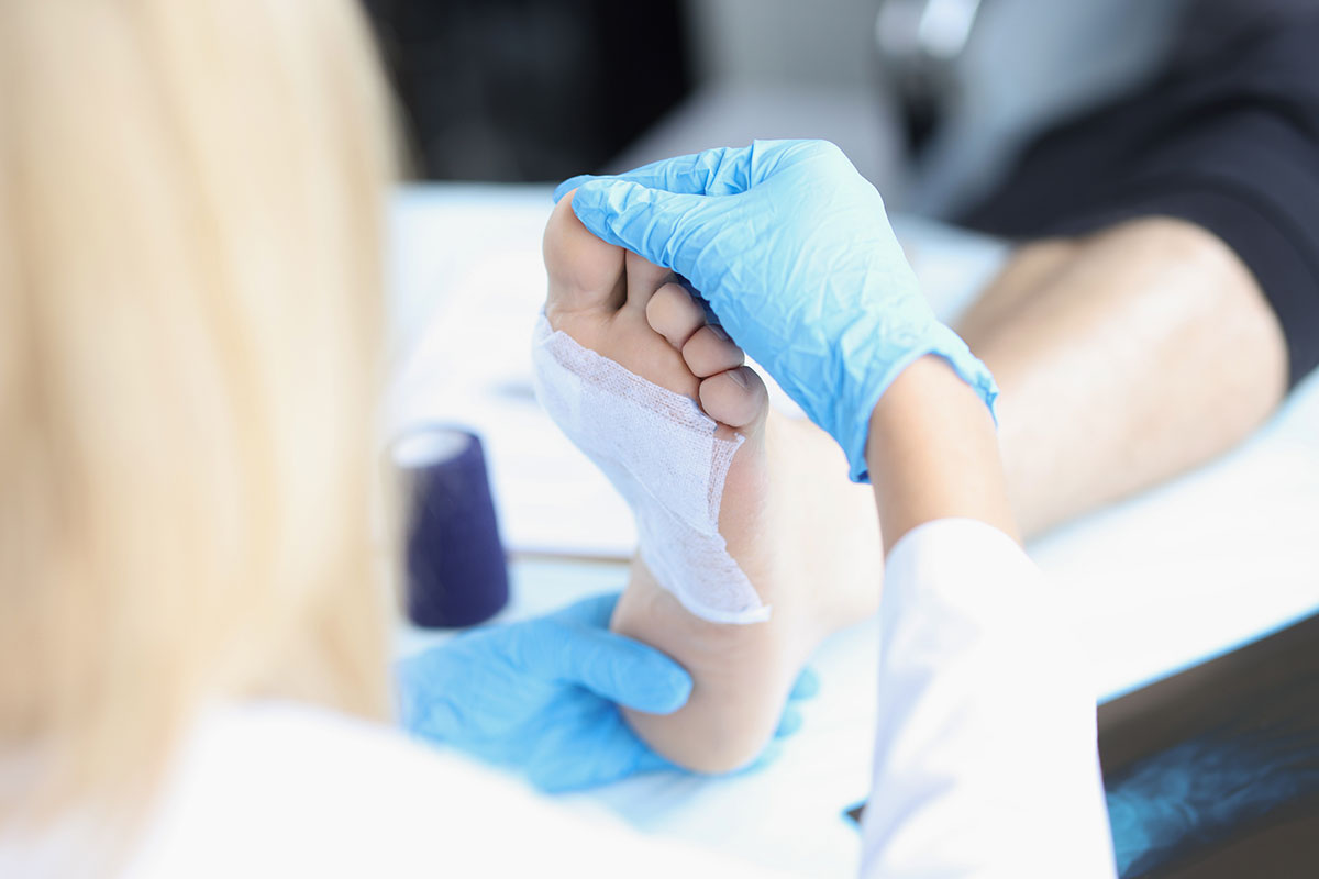 Wound Debridement in St. Louis, MO | SVSS